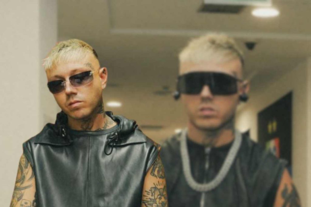 We Music: Lazza è diventato papà: chi è e cosa fa la sua bellissima ...