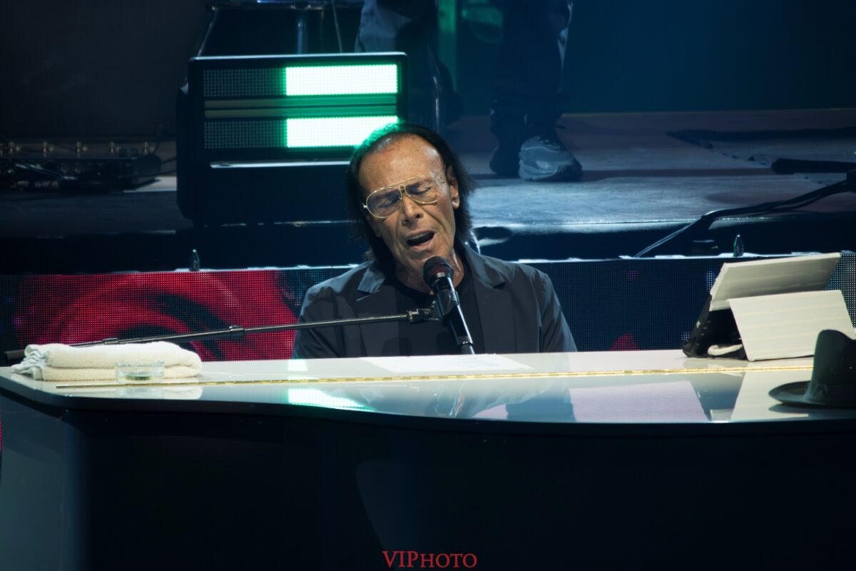 We Music: Fuori “Ultimo Live Stadi 2025”: il nuovo live album che ...